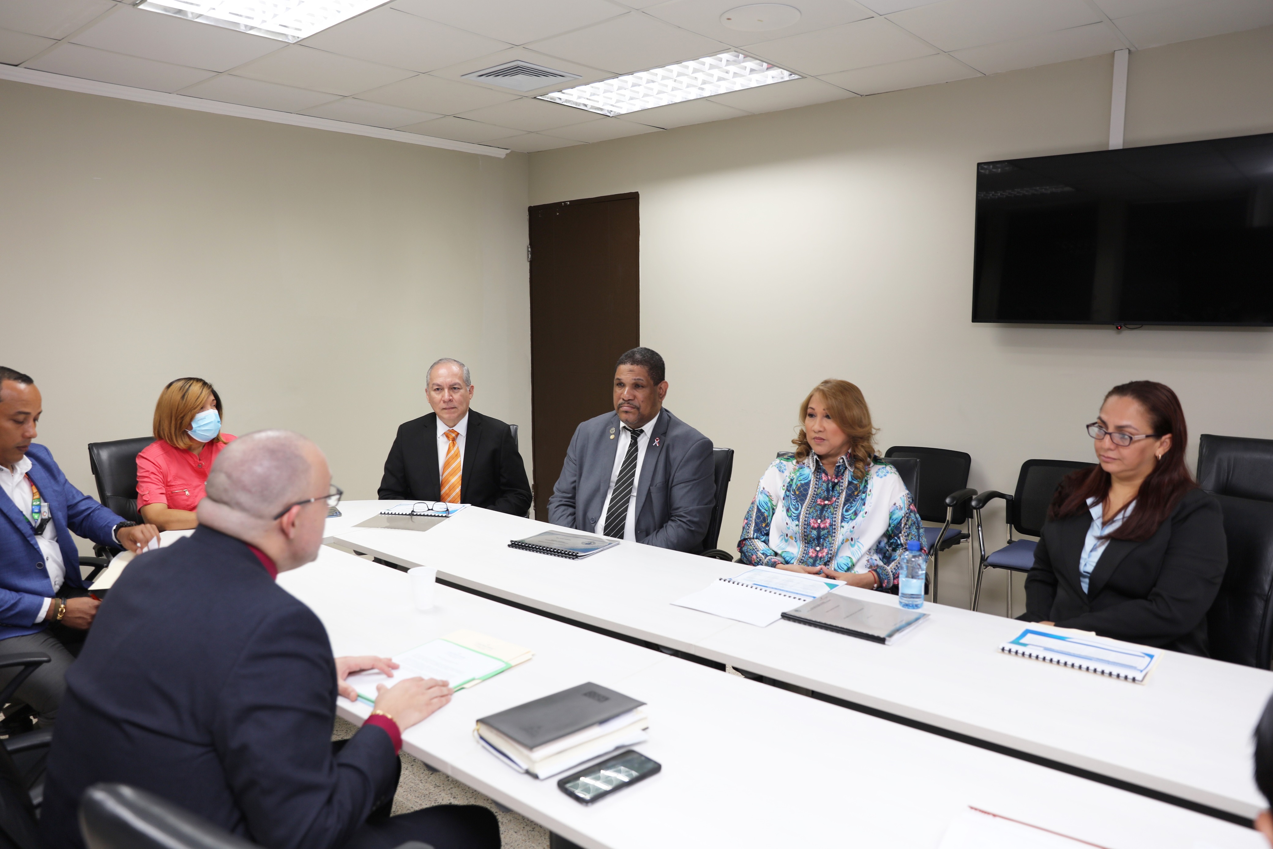 Autoridad de Pasaportes de Panamá - APAP SUSTENTA VISTA PRESUPUESTARIA